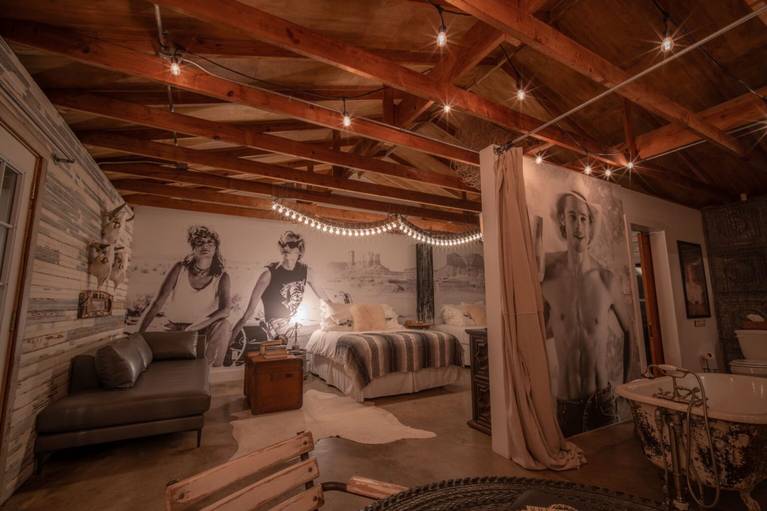 Bathe with Brad Pitt at Thelma’s Garage (kinda) – Junk Gypsy Blog